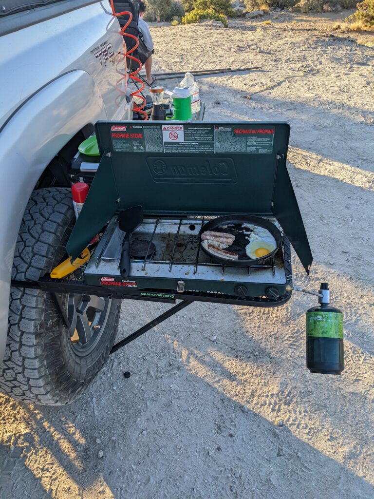 Tire Table by Tailgater Review: A tire-mounted table for overlanding